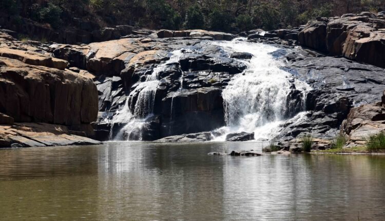 Putudi Waterfall - Odisha Connect